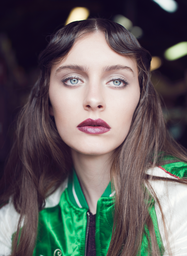 We Asked A Hair Stylist How To DIY This Slick Retro Look (Hint: It's SO ...