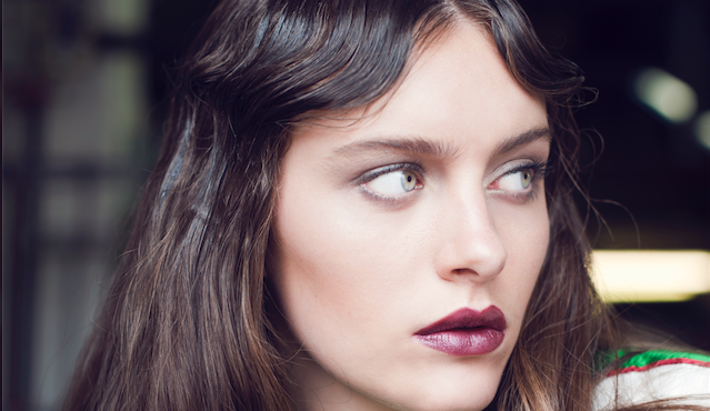 We Asked A Hair Stylist How To DIY This Slick Retro Look (Hint: It's SO ...