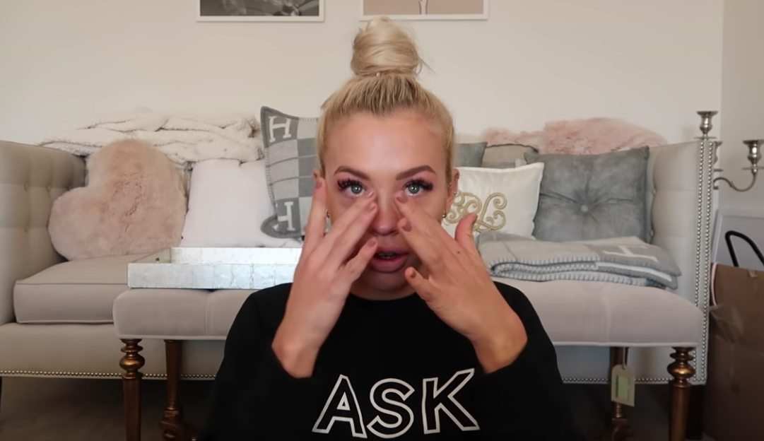 Insta Creep: Tammy Hembrow Says She 'Pretty Much Collapsed' At Kylie ...