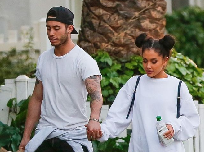 Are Ariana Grande And Ricky Alvarez Back Together? She's Finally ...