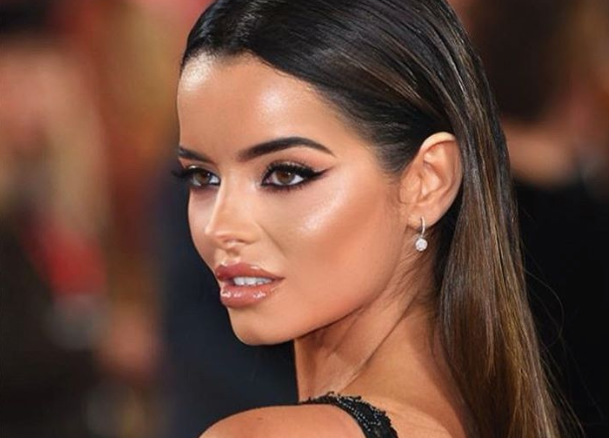 Insta Creep: Maura Higgins Says She Was 'Struggling To Keep A Roof Over ...