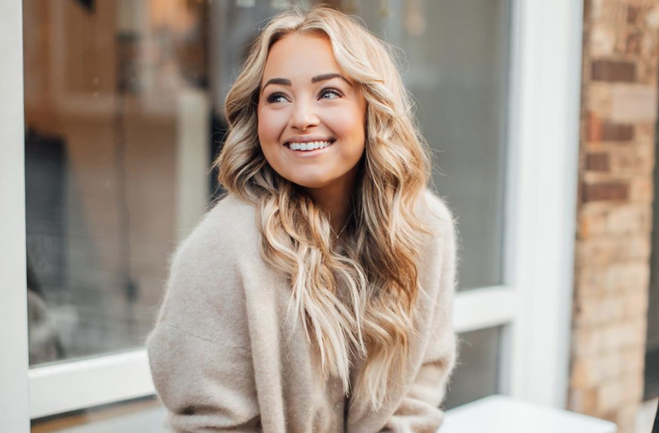 Alice Liveing Talks Eyelash Extensions And Gym Makeup On The Glow Up ...