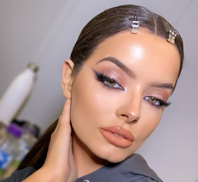 Insta Creep: Is Maura Higgins Having A Dig At Curtis Pritchard With ...