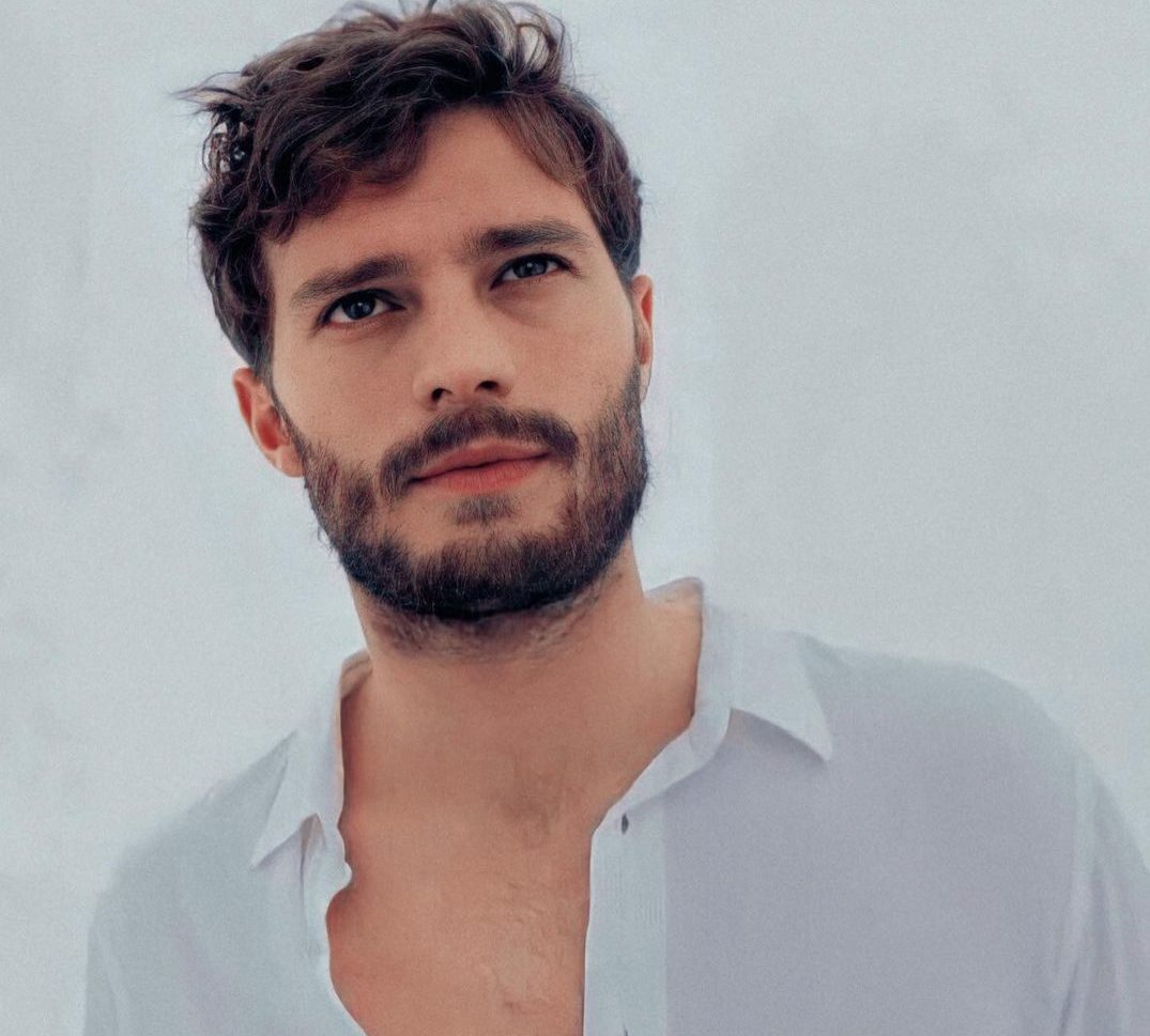 You Have To Watch: Jamie Dornan Was On A Modelling Reality Show In 2001 ...