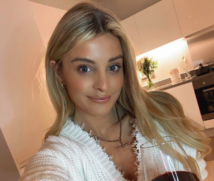 Louise Cooney Confirms That She's In A Relationship | Stellar