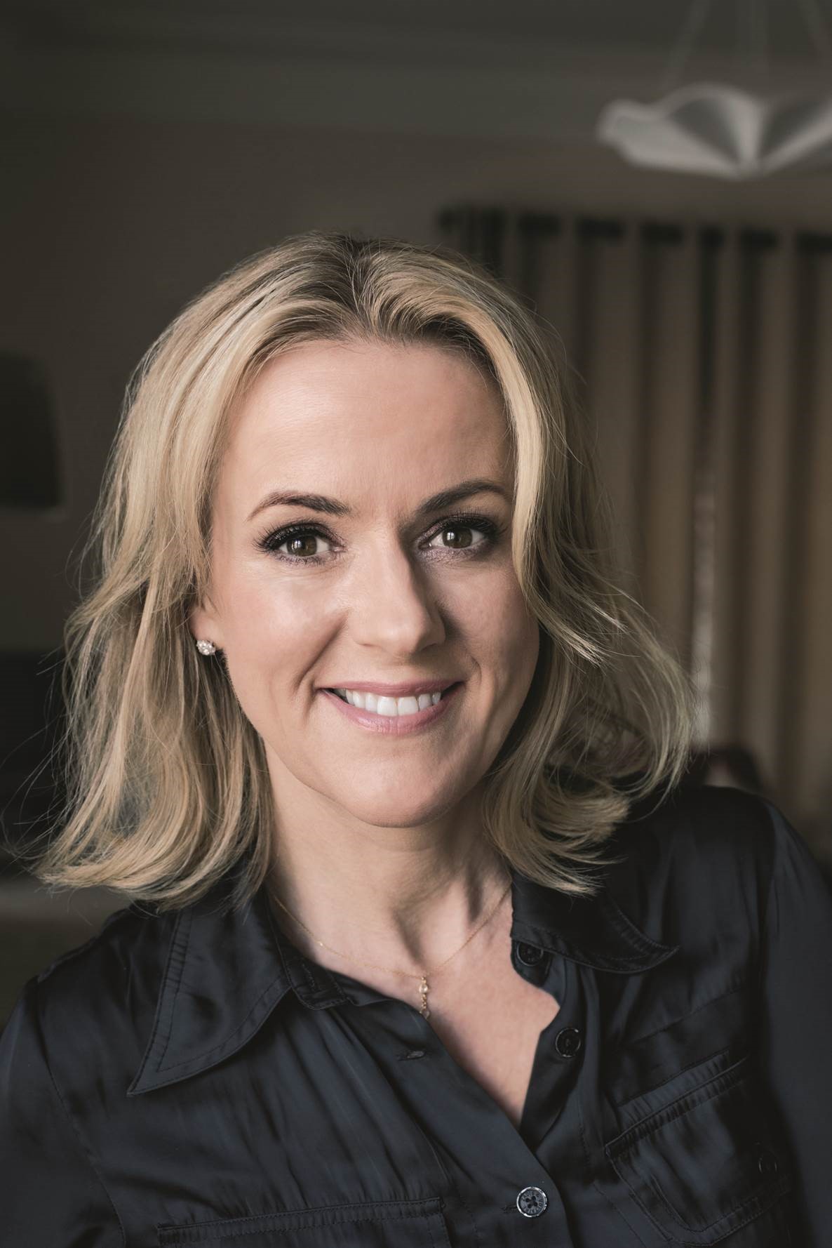 19 Things You Didn't Know About Jojo Moyes | Stellar
