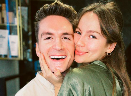 MIC's Oliver Proudlock And Emma Louise Connolly Are Expecting Their ...