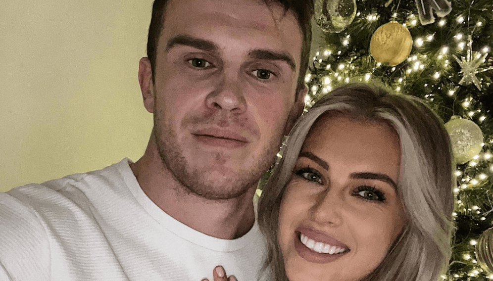 Congrats! Chloe Boucher Announces Her Engagement | Stellar