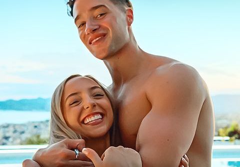 Netflix's New Show 'Dated & Related' Is Both Confusing And Intriguing | Stellar