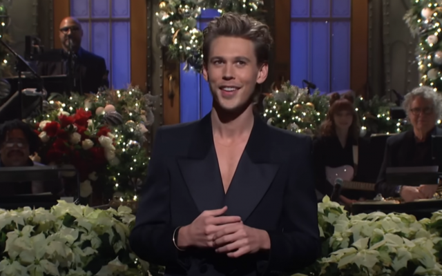 Austin Butler Addresses Rumours His Voice Has Changed On SNL | Stellar
