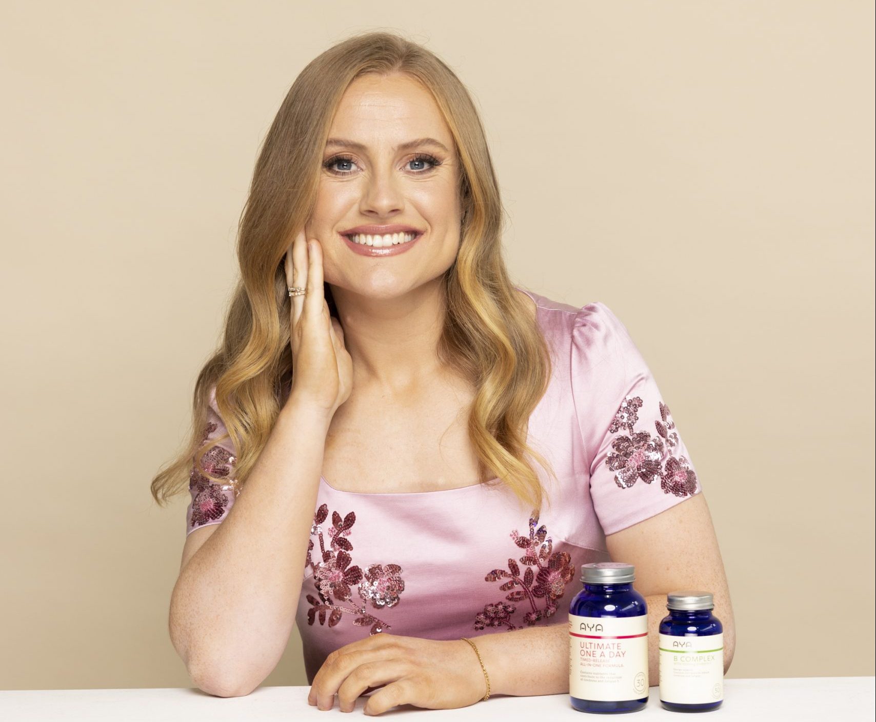 Irish Footballer Amber Barrett Has Made An Exciting Announcement With ...