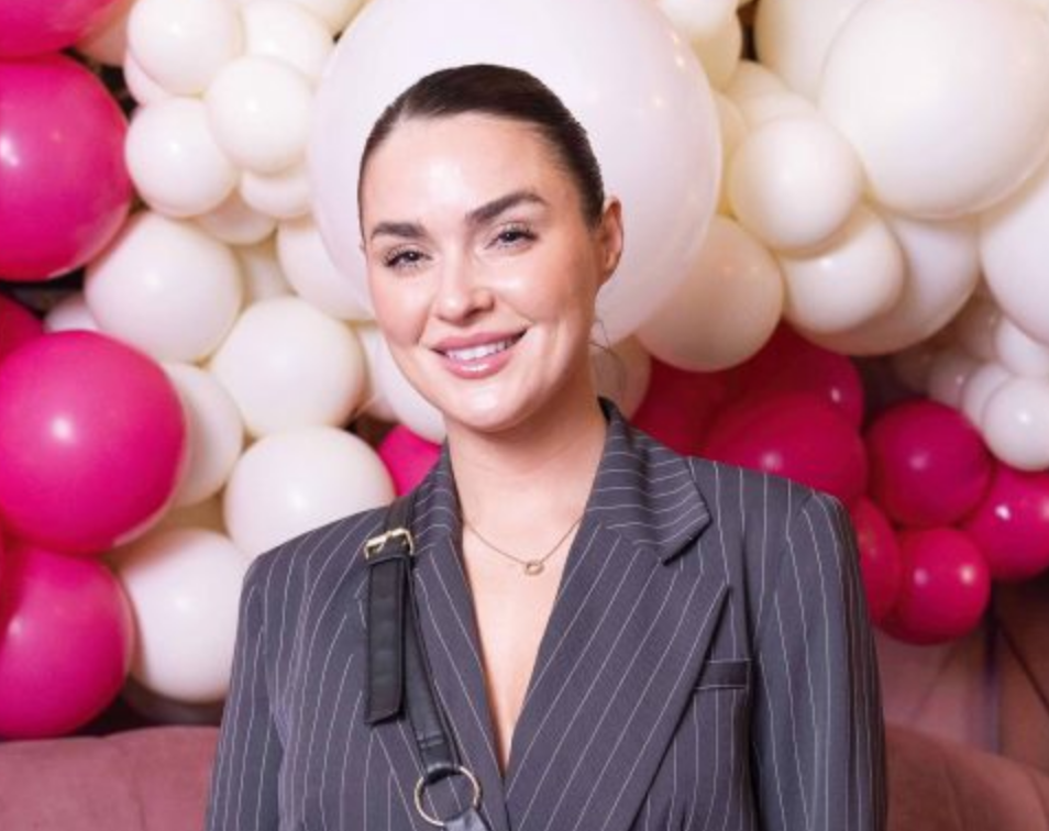 The Hayu Hotlist: Laura Fox And What's New For June | Stellar