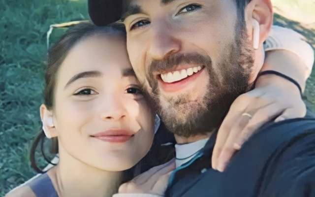 Chris Evans Marries GF Alba Baptista In Private Ceremony | Stellar