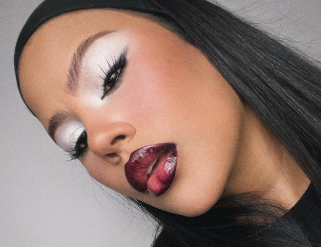 How To Achieve A 90s Baddie Makeup Look | Stellar