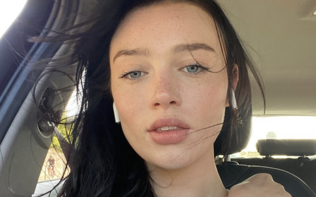 Niamh McCormack Talks New Netflix Series, Everything Now: 'I Wish I Had ...