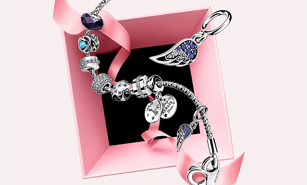 Gift Guide: 7 Pandora Pieces For Meaningful Christmas Gifting | Stellar